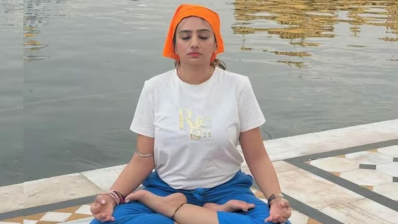 Meet Archana Makwana! Influencer behind Golden Temple yoga controversy