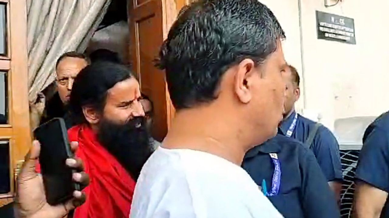 Relief for Patanjali founders: SC ends contempt case against Ramdev and ...