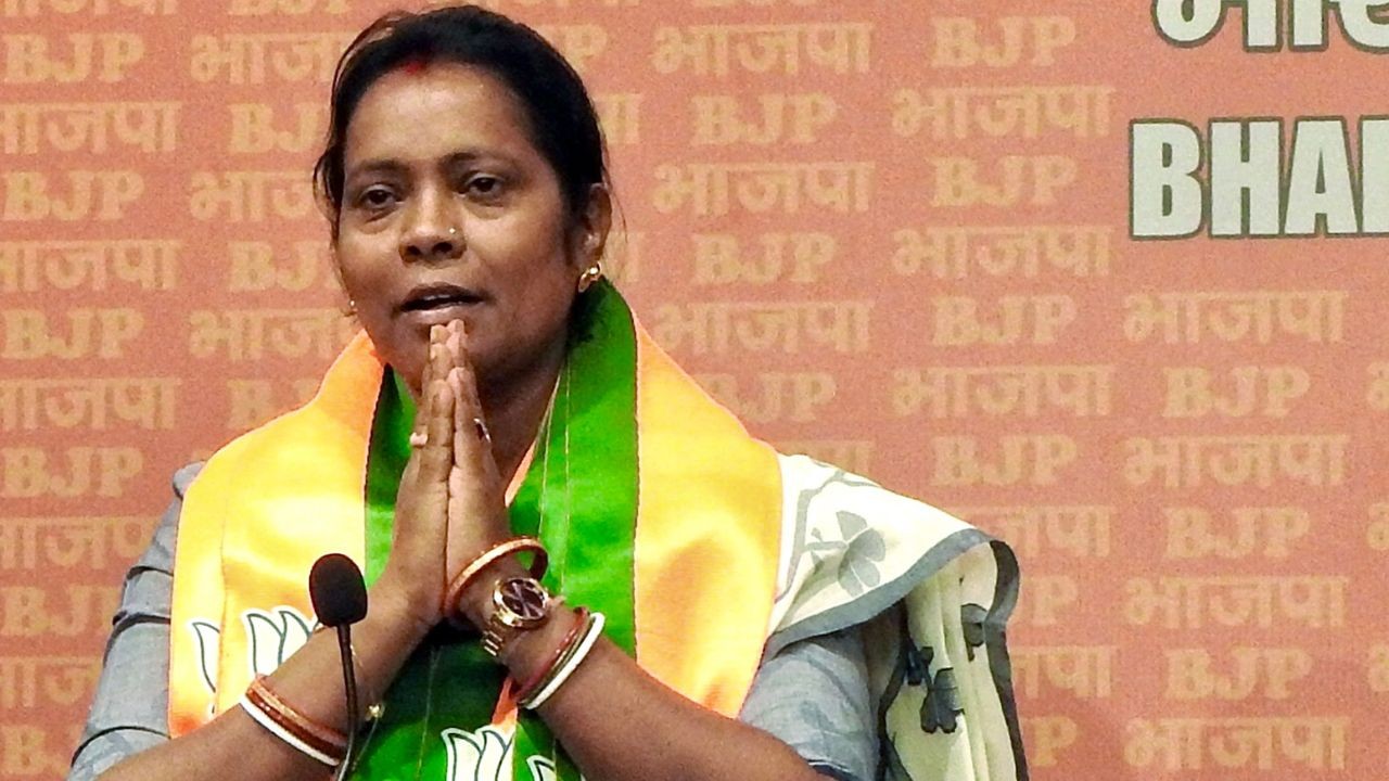 Mamata Mohanta Joins BJP right after leaving BJD, Rajya Sabha MP