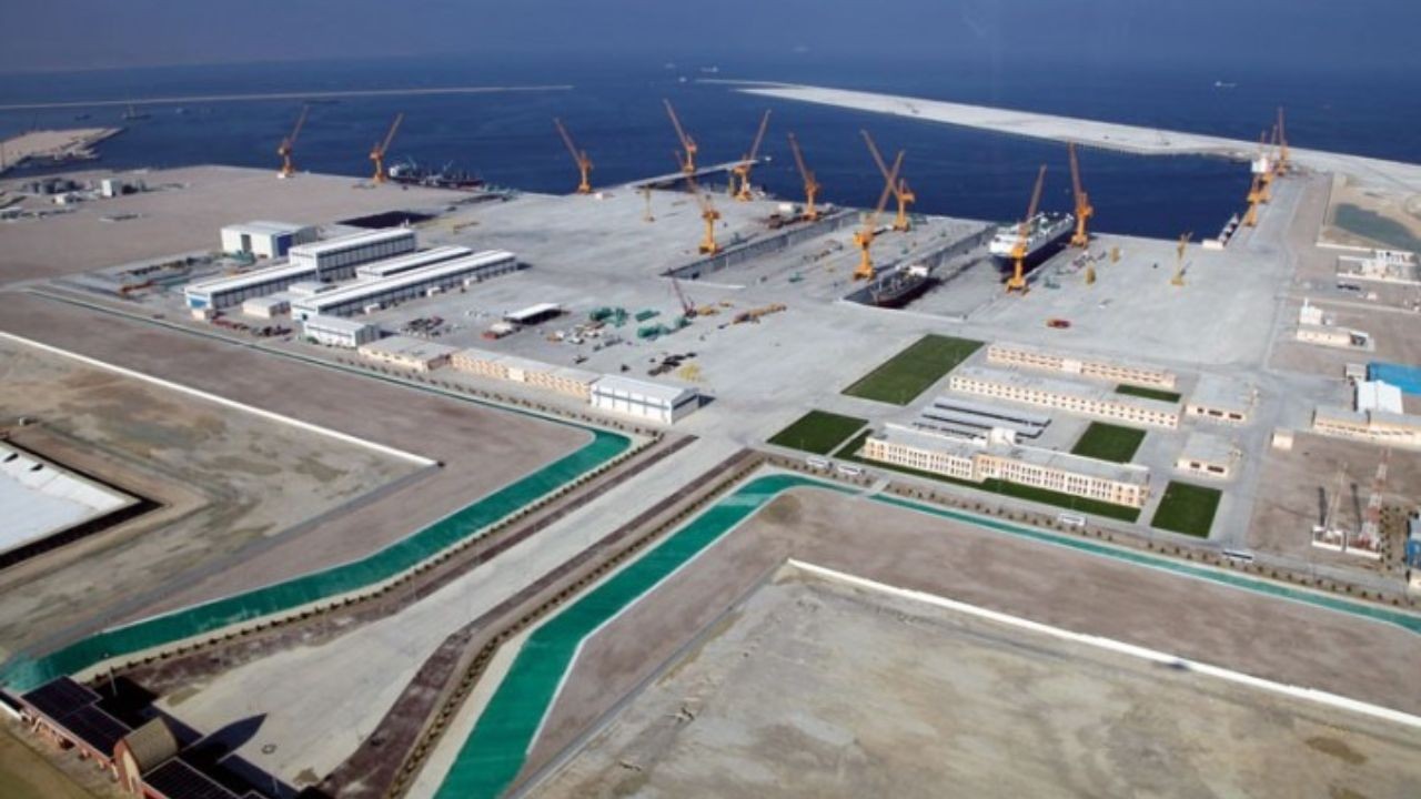 Oil tanker capsize in Oman: 13 Indians among 16 crew members still ...